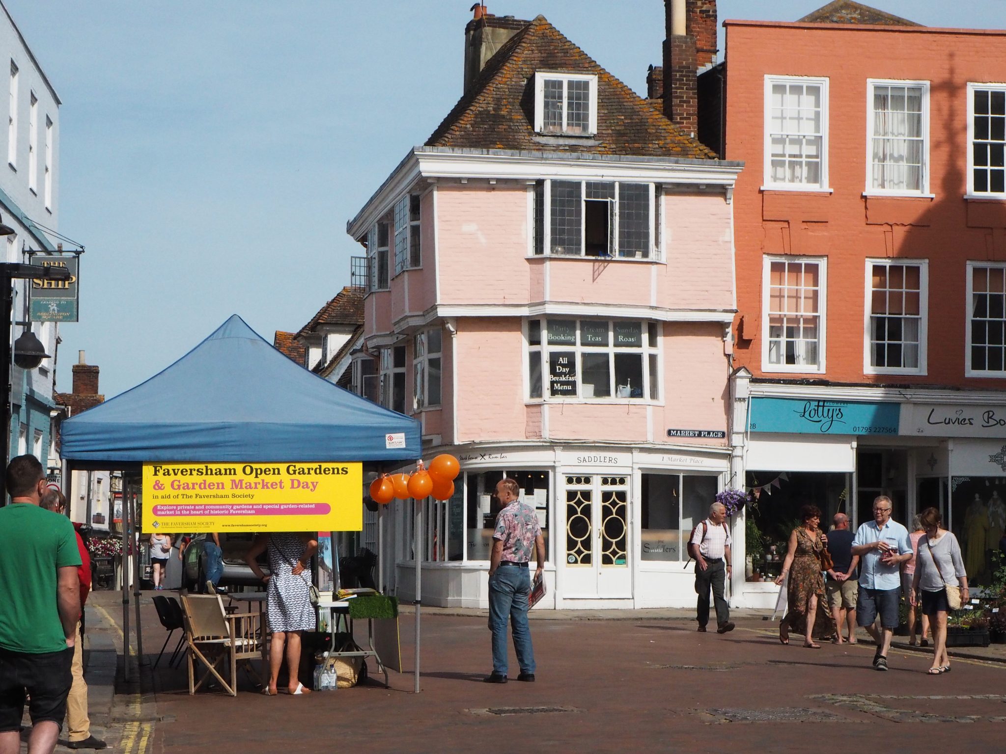 Alexandra Campbell and The Middle-sized Garden - Faversham Life